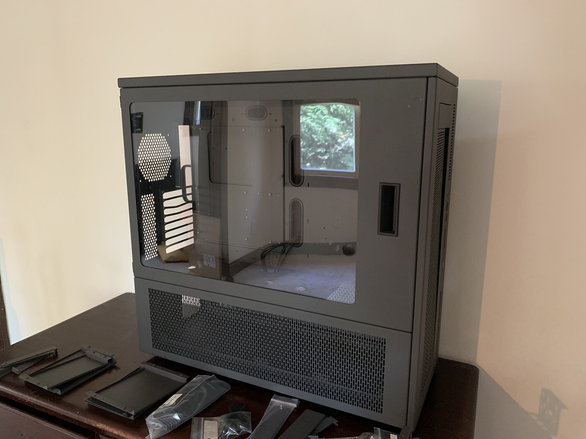 Selling my used Caselabs Gunmetal SMA8 with radiator mounts and XXL ...