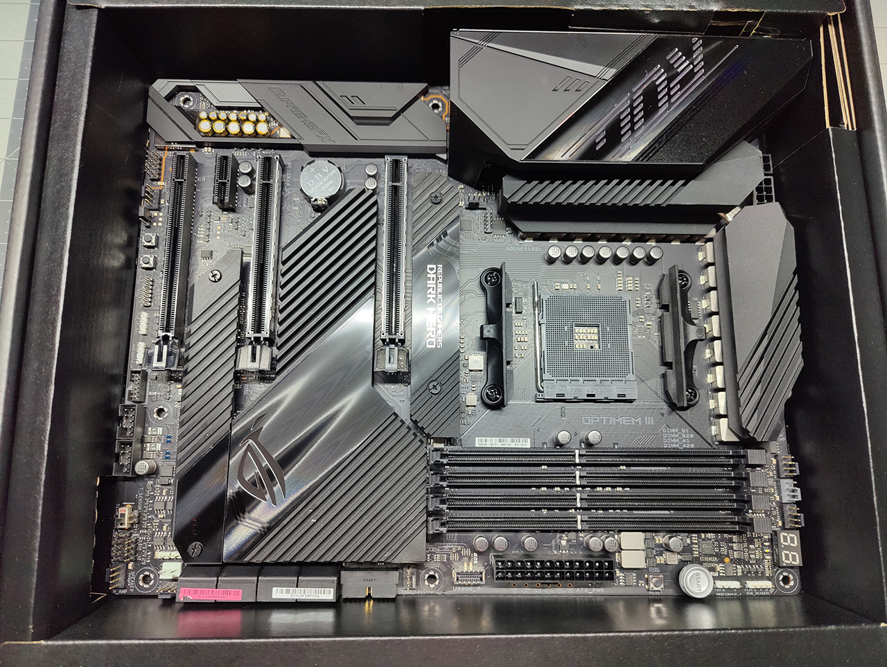 FS: CPU's // GPU // DDR4 // DDR4 ECC // SSD's // MB's // MB-CPU Combos ...